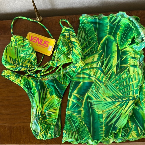 VENUS | Swim | Venus Leafy Green Swimwear Bikini Set Vintage Nwt | Poshmark